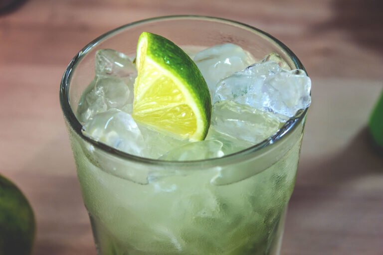 Best Aguardiente Cocktails: The Top Recipes to Try - Craft Yours Cocktails